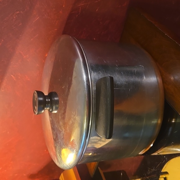 Revere Ware | Kitchen | Vintage 6q Revere Ware Stock Pot Lided ...